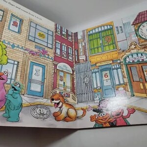 Elmo's Lift &peek Around the Corner Board Book January 3, 1996 by Joe ...