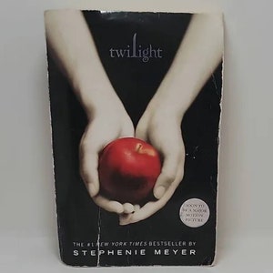 Twilight, Book 1 Paperback by Stephenie Meyer - Etsy