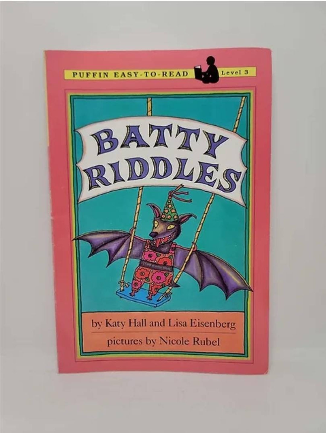 Batty Riddles: Level 3 (easy-to-read, Puffin) Paperback – September 1 ...