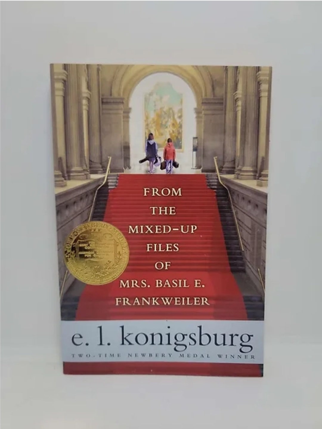 From the Mixed-up Files of Mrs. Basil E. Frankweiler Paperback – April ...