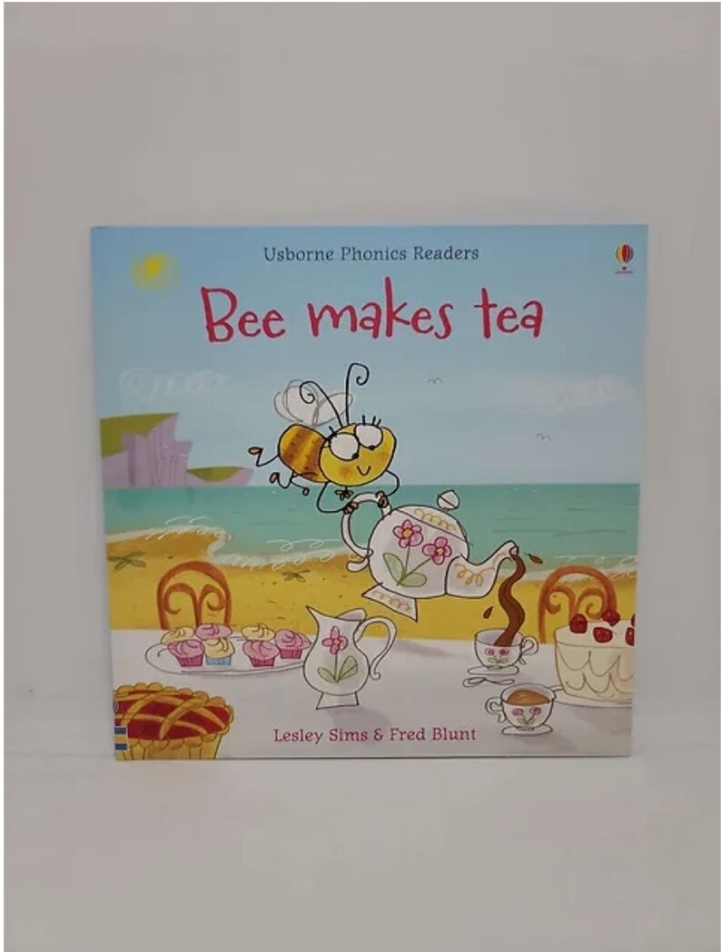 Bee Makes Tea by Lesley Sims & Fred Blunt - Etsy