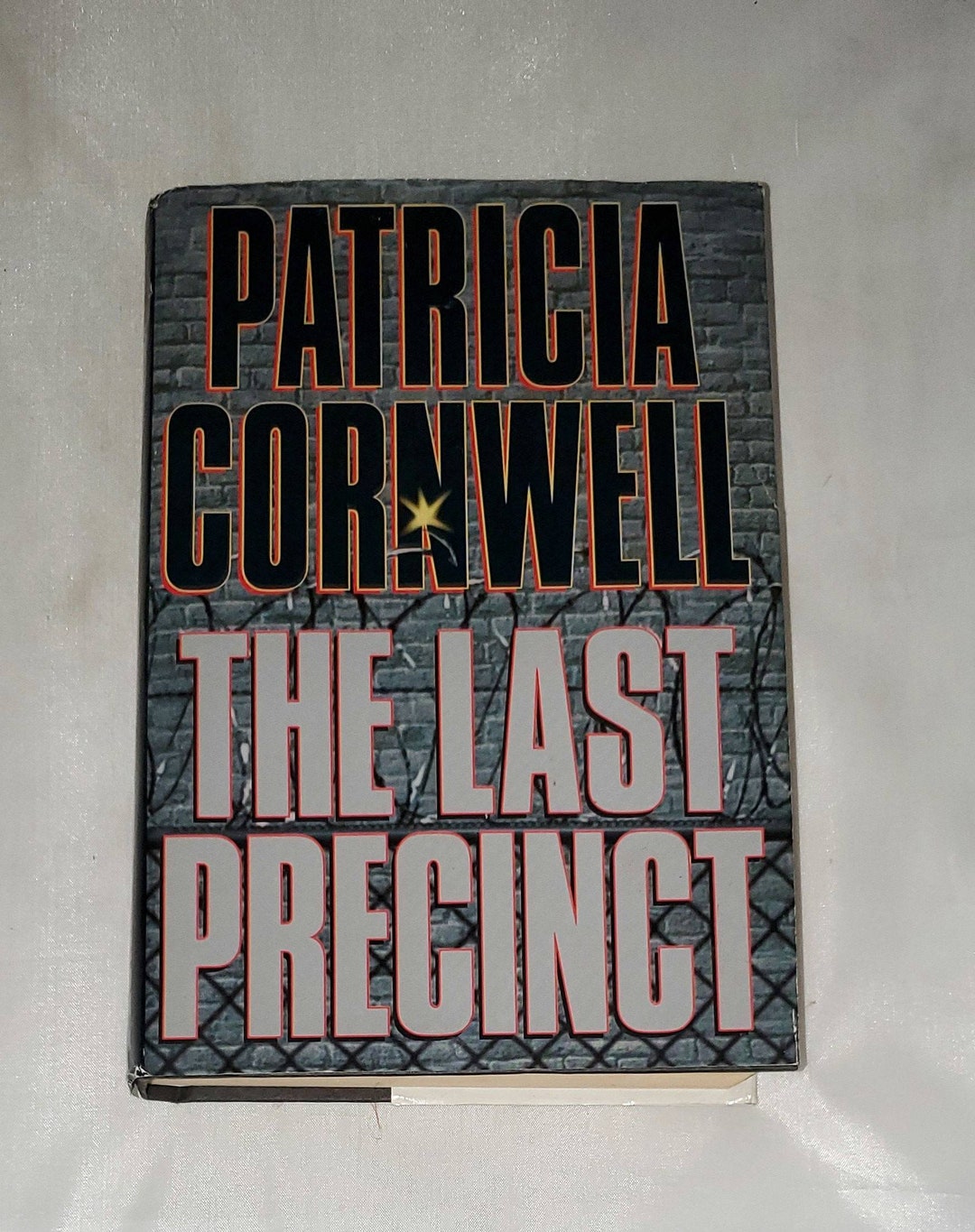 The Last Precinct by Patricia Cornwell - Vintage Hardcover 2000 - Etsy