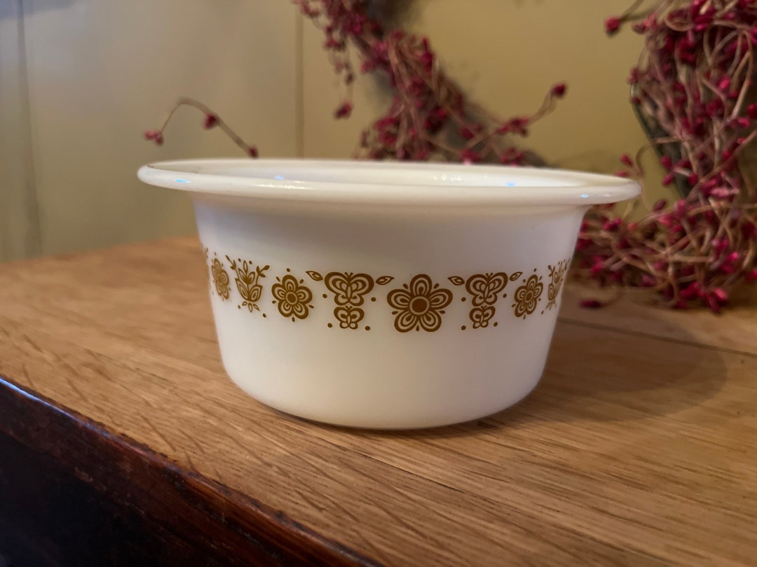 Vintage Pyrex Butterfly Gold Butterdish, Made in the USA, Pyrex ...