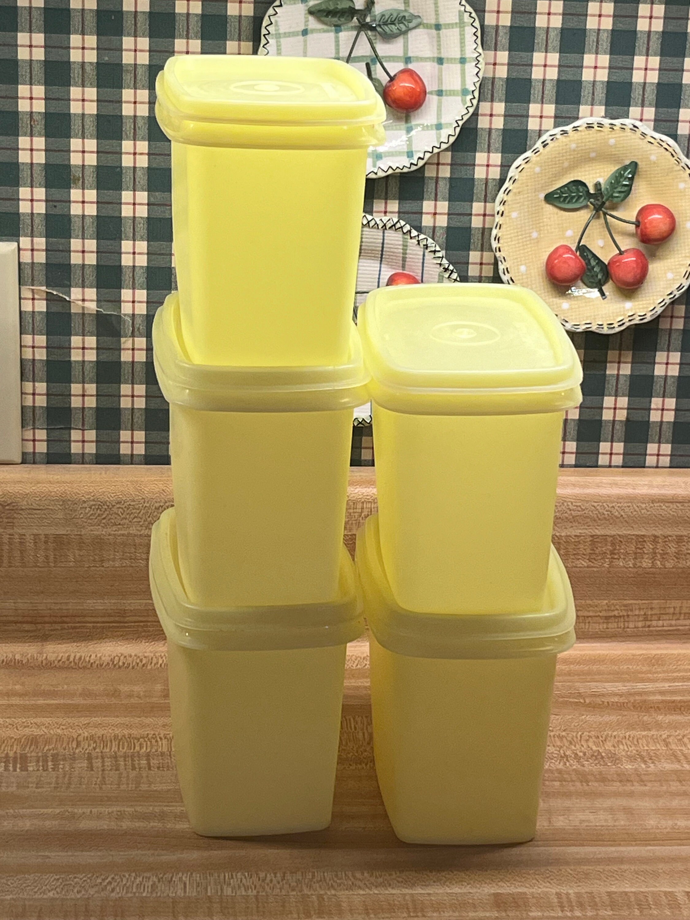 Vintage Yellow Tupperware Keeper Containers With Lid. 1245-6 Container ...