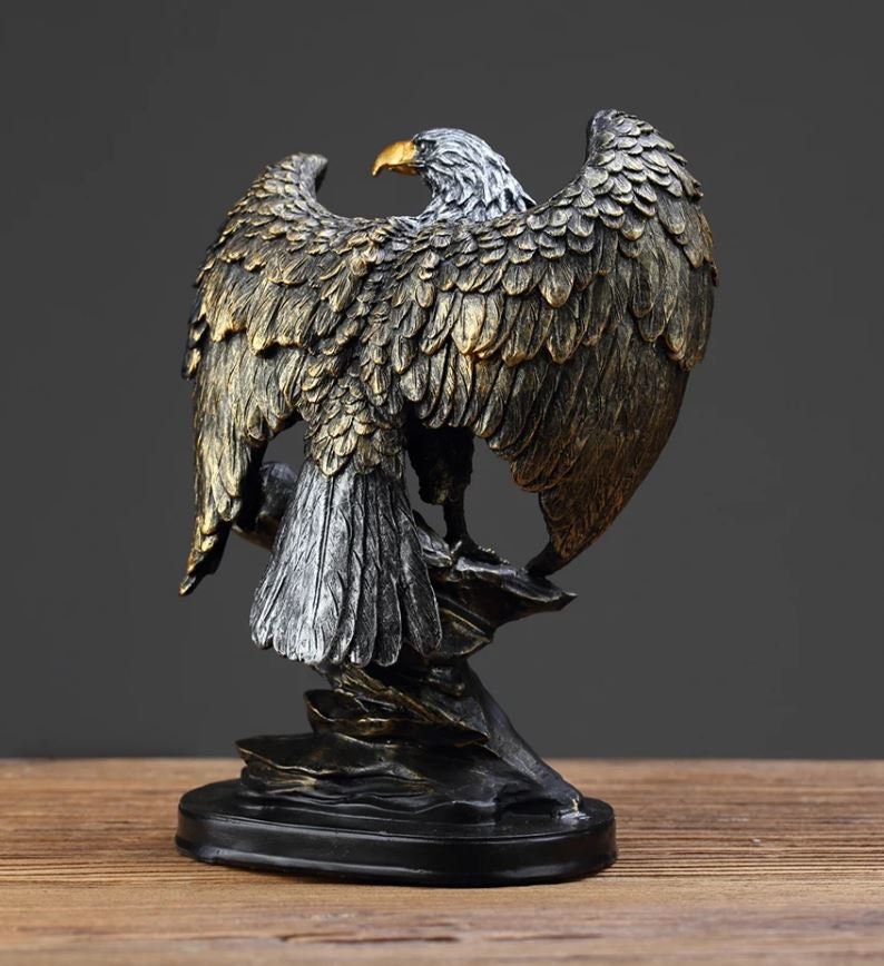 Resin Eagle Statue Animal Figurines Office Garden Decoration Home Room ...