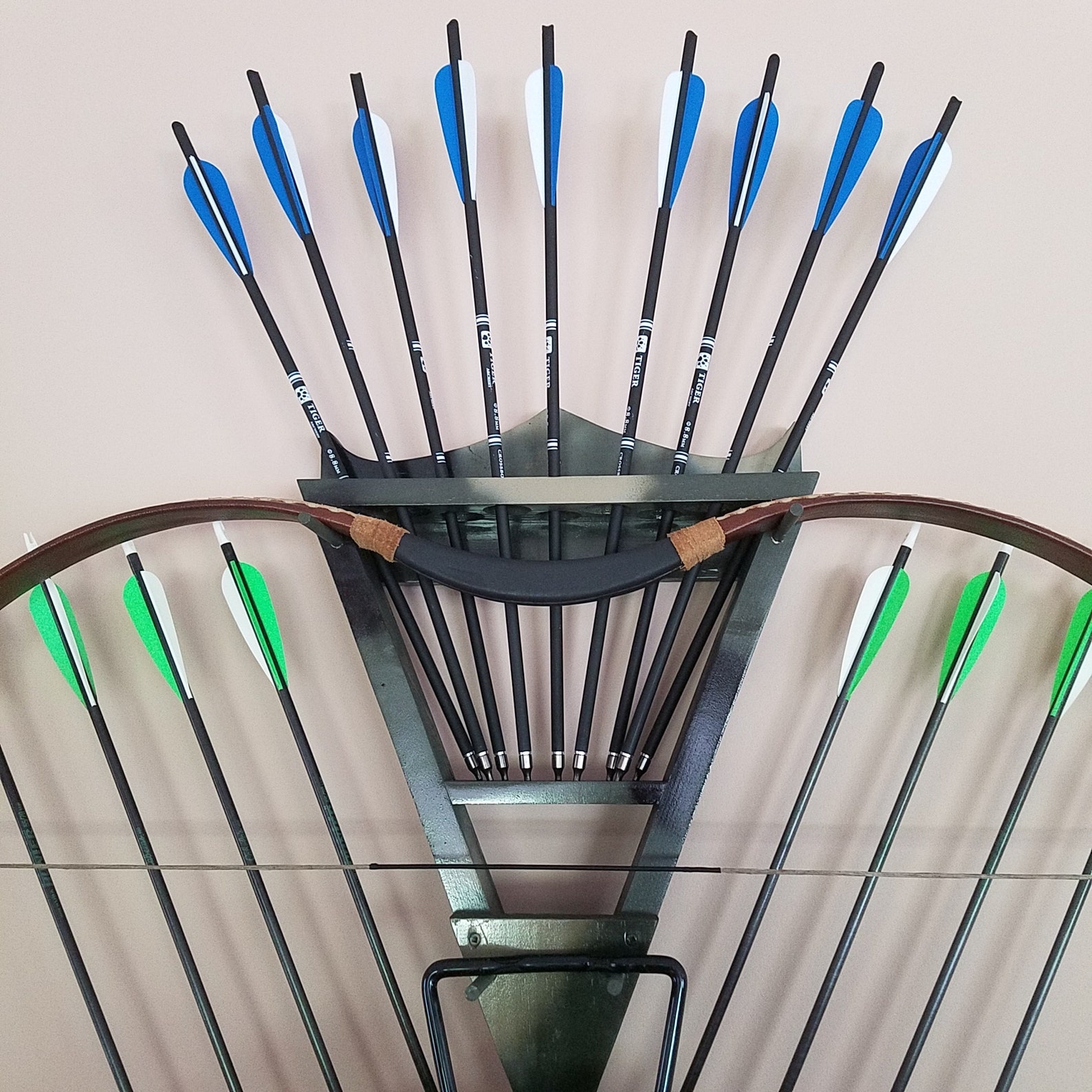 XTREME Bow Rack Wall Mount For Traditional and Cross Bow | Etsy