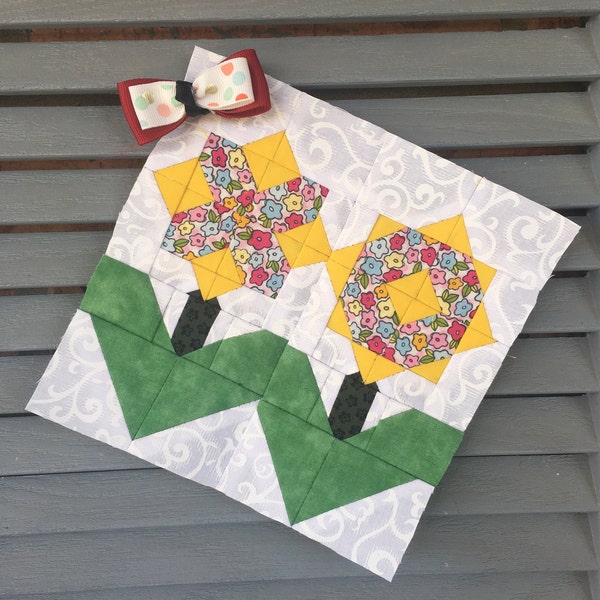 Flower Quilt Block - Etsy