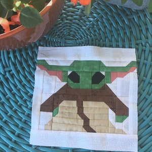 UPDATED Baby Alien PDF Quilt Block Pattern: Includes Instructions for 8 ...
