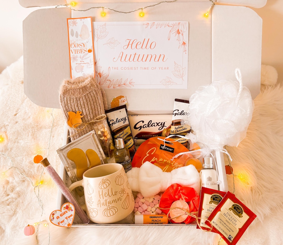 AUTUMN PAMPER HAMPER | Letterbox Gift for Her | Boo Basket | Cosy Self ...