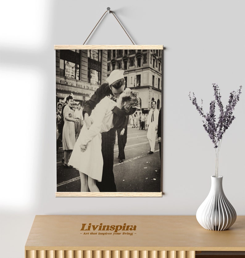 Vintage Historic Kissing Sailor Photo | V-J Day Times Square Walldecor ...