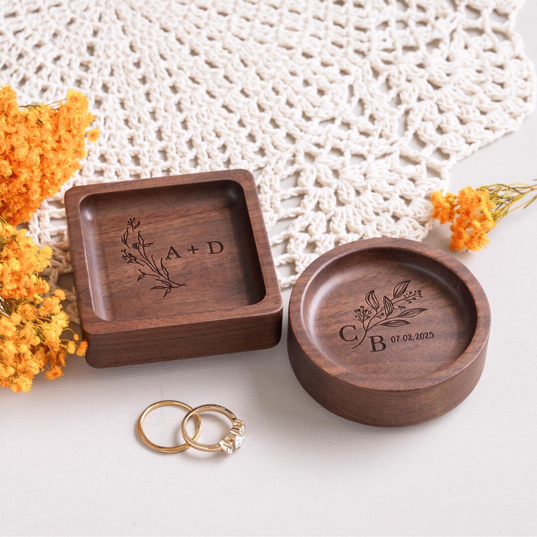 Wedding Walnut Wood Ring Dish, Custom Round Wood Ring Dish, Engagement ...