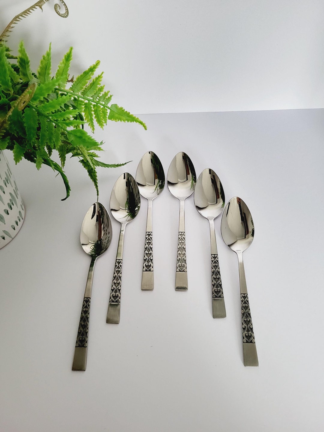 Retro 6 Piece 'ross' Pattern Stainless Steel 'korea' Dessert Spoon Set ...