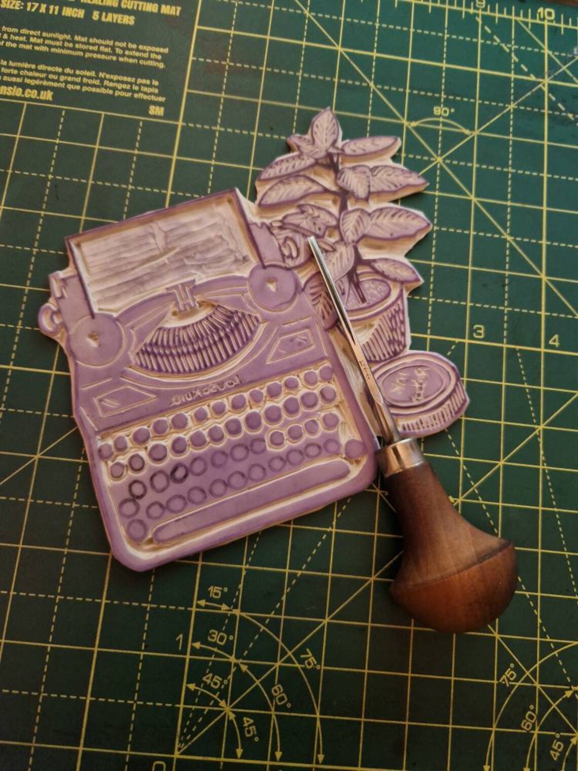 Resident Evil Inspired Lino Print Typewriter - Etsy