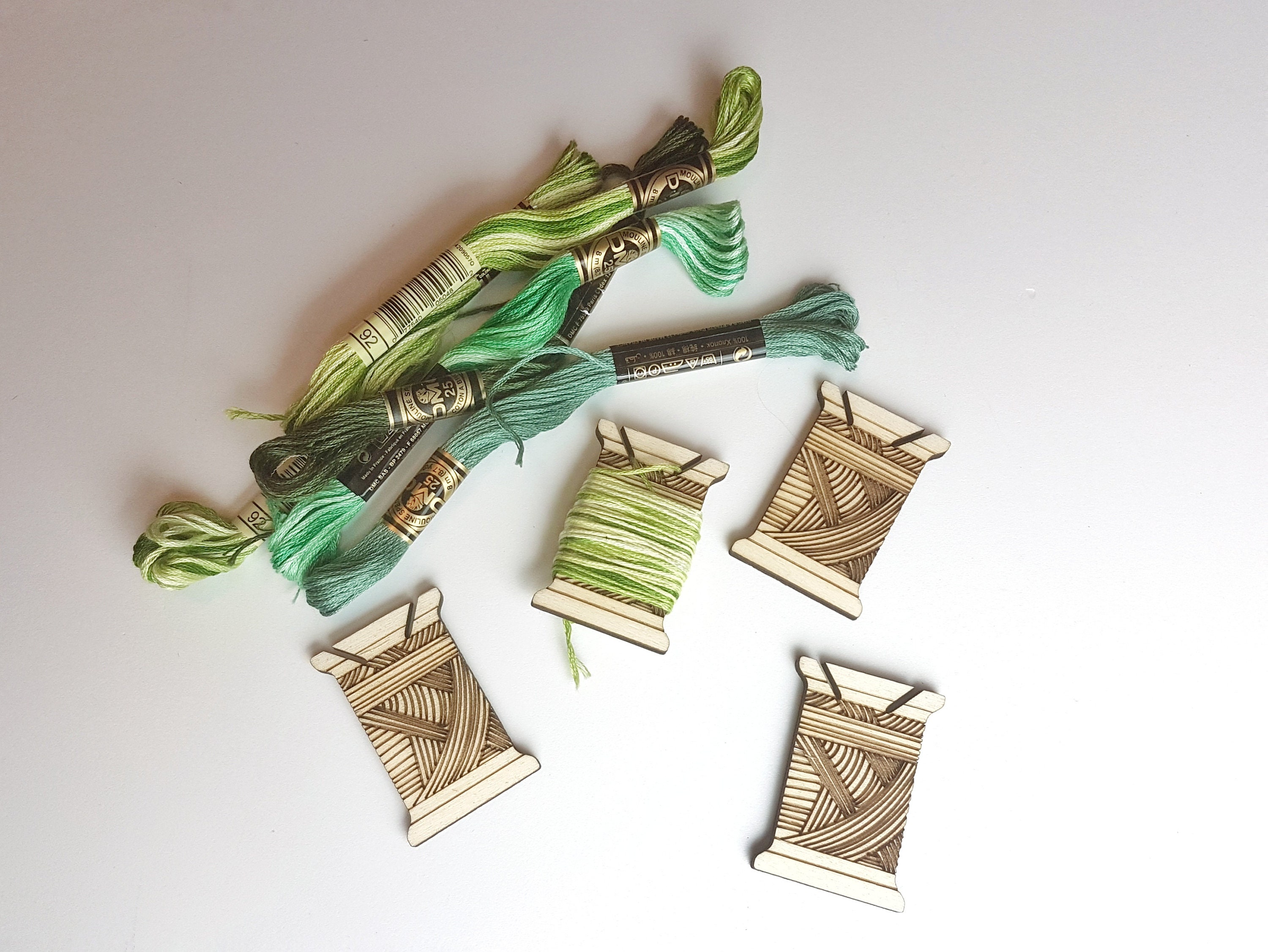 Bobbin Floss Organizer Embroidery Thread Organizer - Etsy