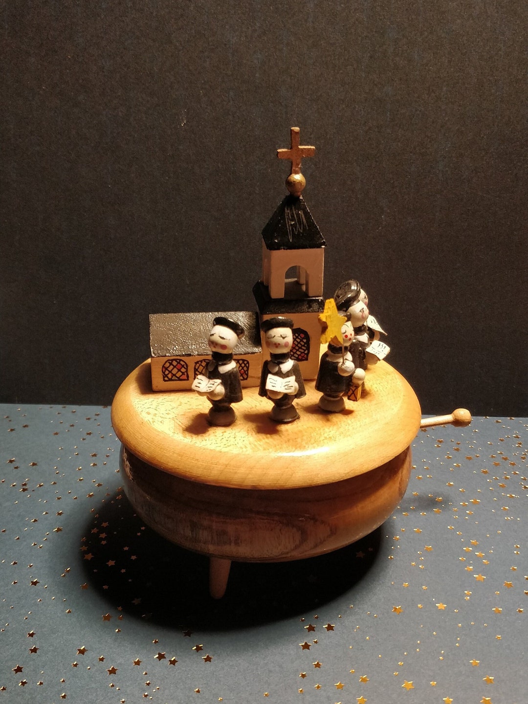 Vintage Wooden Music Box With Caroling Singers - Etsy