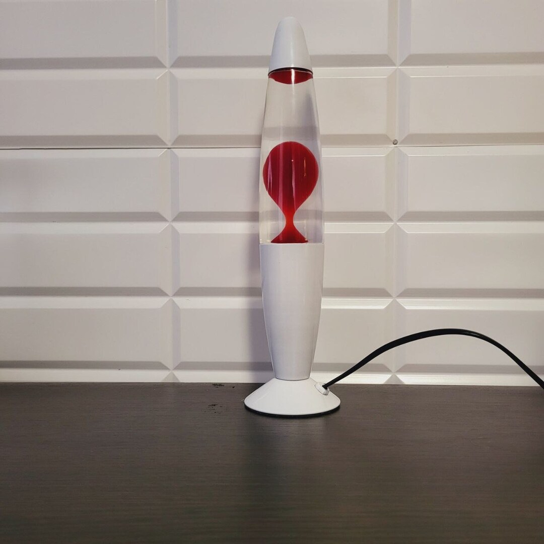 Table Vintage Lava Lamp Red Space Rocket Style Lamp Space Lamp Decor ...