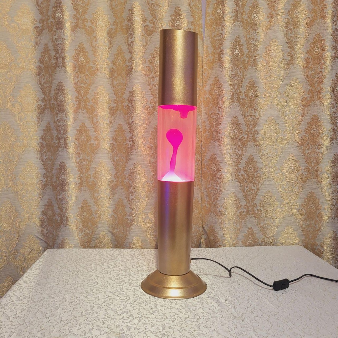 Table Vintage Lava Lamp Red Space Rocket Style Lamp Space Lamp Decor ...