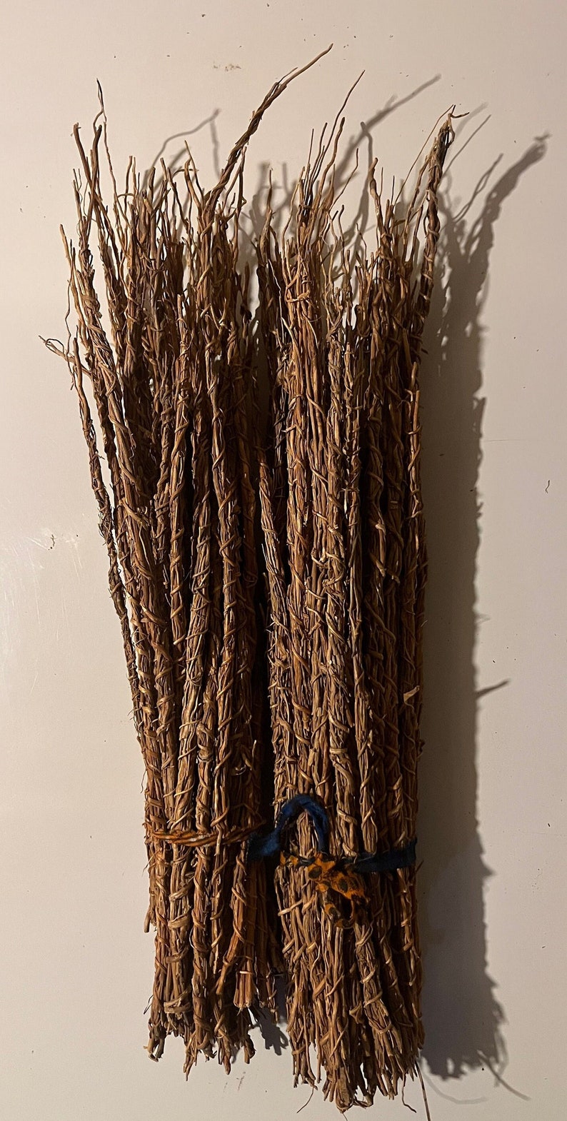 Vetiver Wrapped Root From West Africa (10 Wrapped Roots) - Etsy