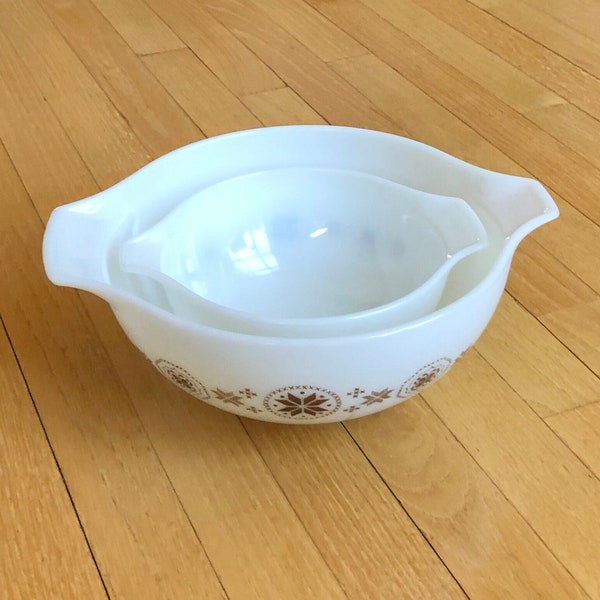 Pyrex Vintage Mixing Bowls - Etsy