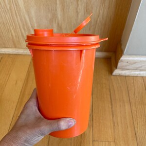 Small Vintage Midcentury Modern Orange Round Juice Liquid Tupperware ...