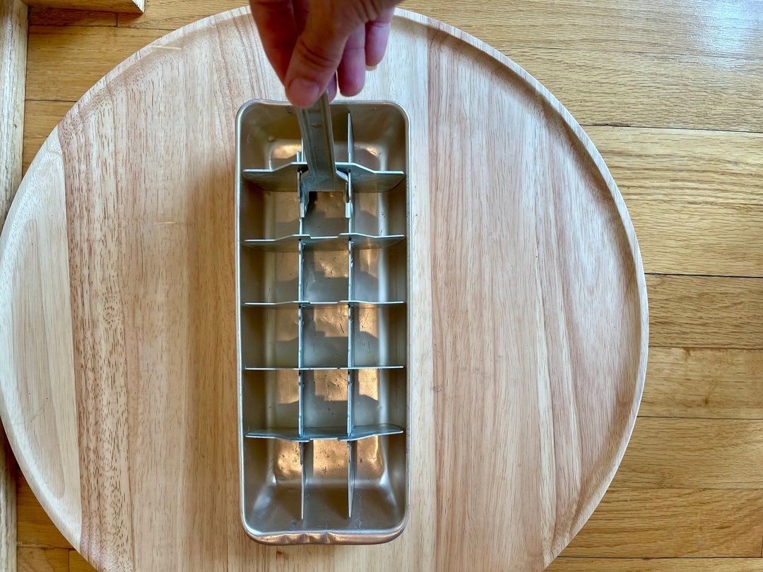 Vintage Aluminum Metal Rectangular Ice Cube Tray by Norce - Etsy