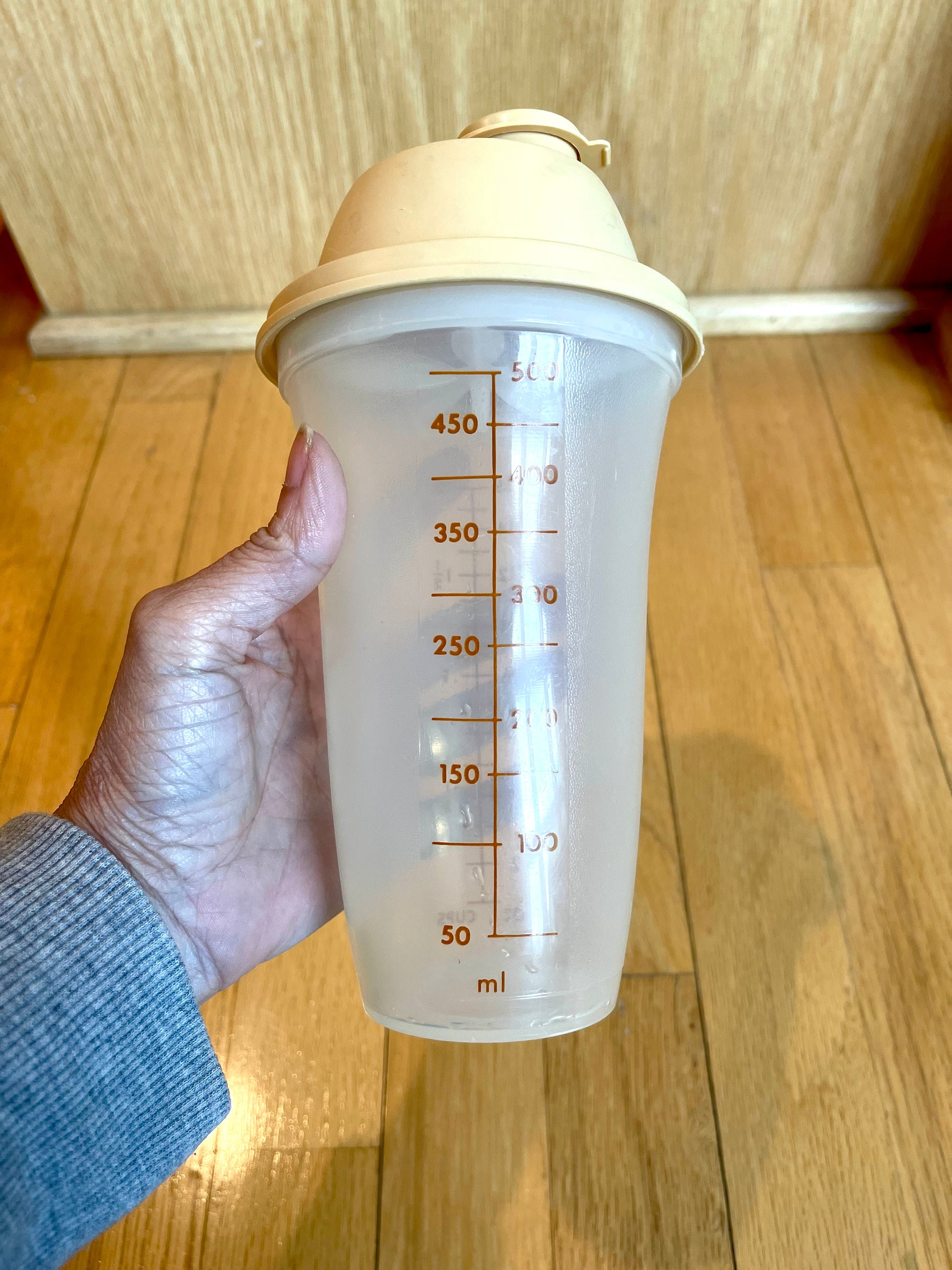 Vintage Tupperware Quick Shake Cup With Pale Golden Cover - Etsy
