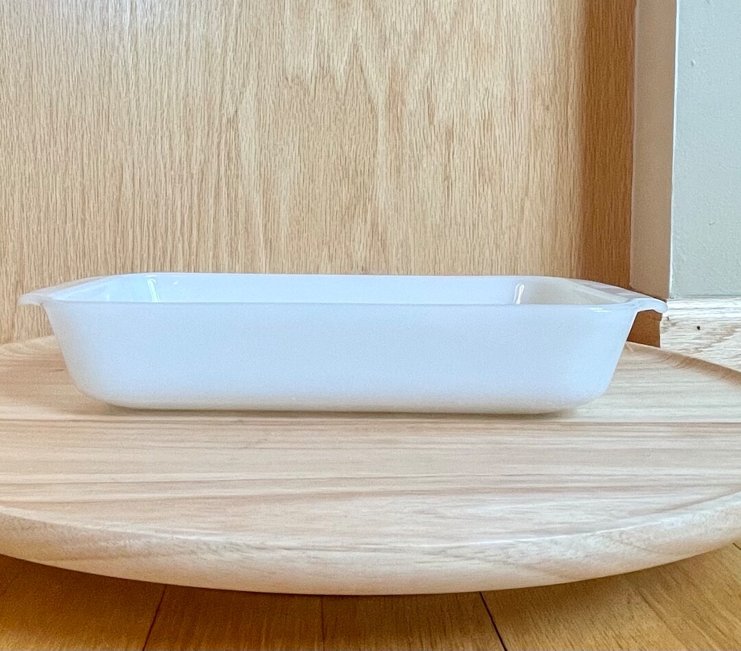 Vintage White Milk Glass 1.5 Quart Rectangular Baking Dish Anchor ...