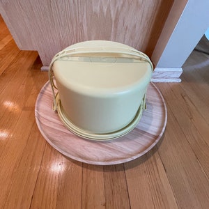 Vintage Tupperware Cake Cover Carrier #683-8 Butterscotch Golden Yellow ...