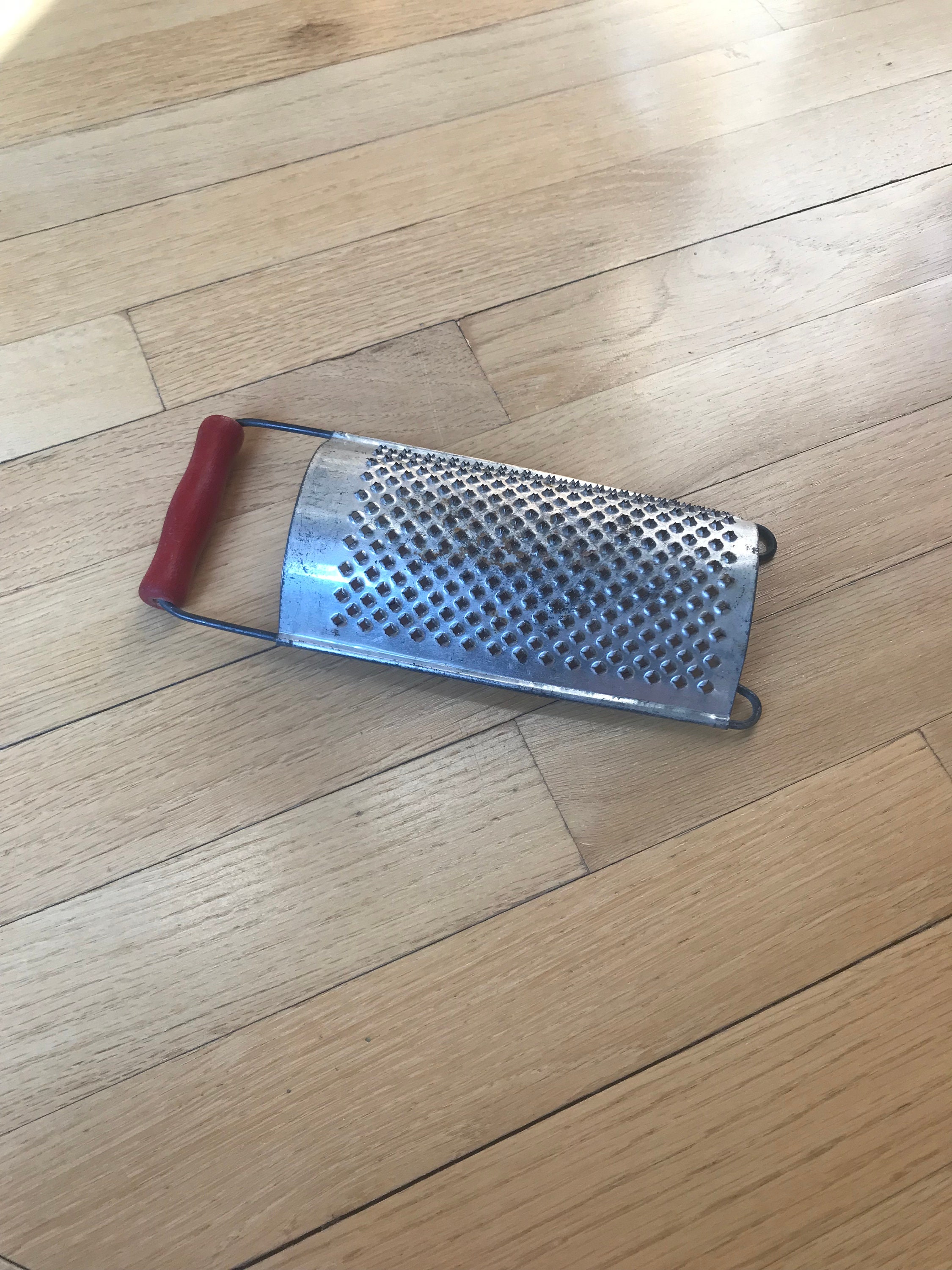 Collectible Vintage 1940s / 40s Metal Rounded / Curved Cheese Grater ...