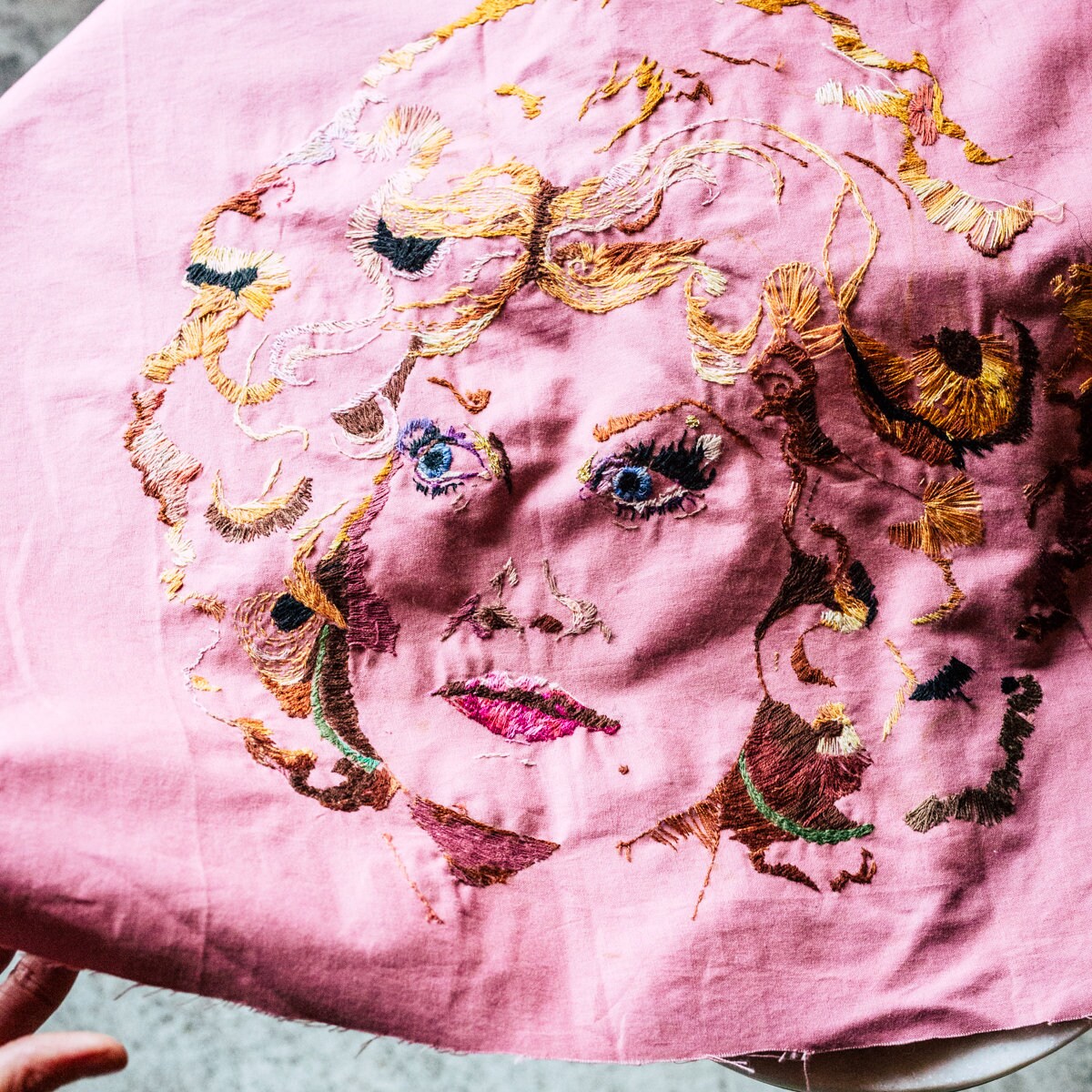 Dolly Parton Hand Embroidered Portrait - Etsy