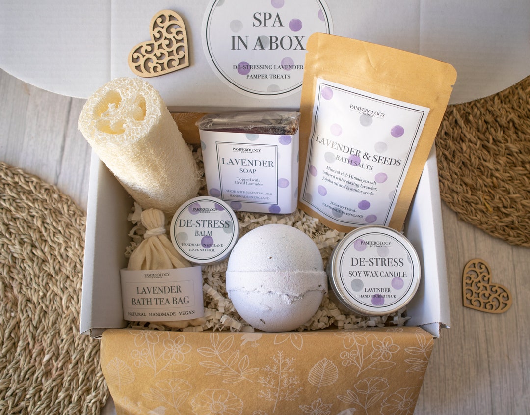 Luxury Lavender Bath Set With Natural Loofah Relaxing Pamper Box ...