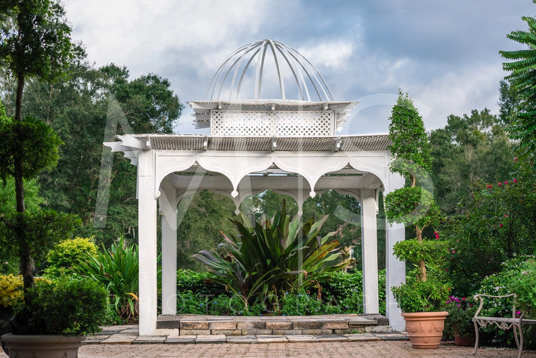 Garden Gazebo Digital Background/backdrop for Photographer Composites ...