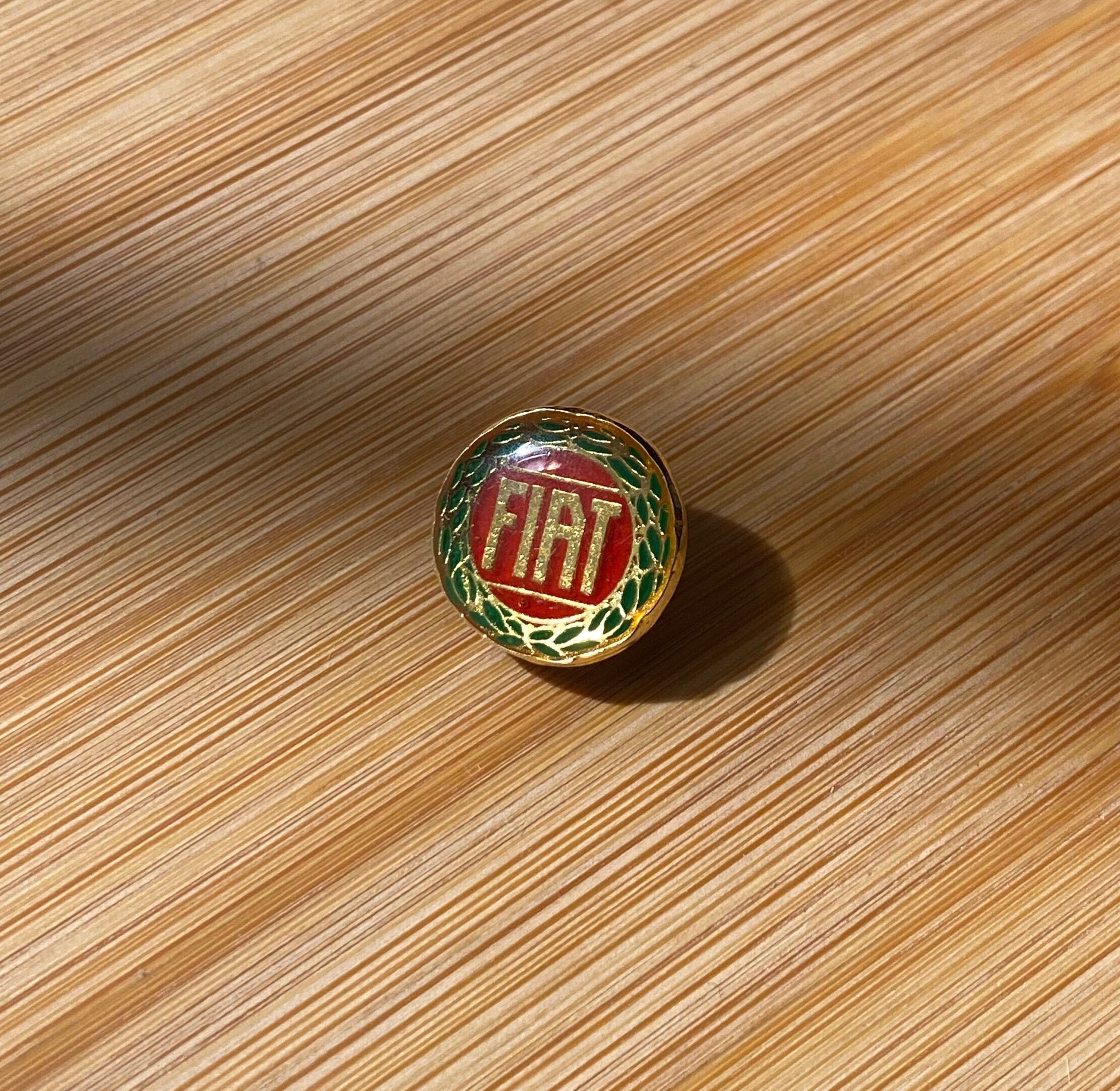 Magnifique Badge Vintage Avec Logo Fiat Et épingle à Revers - Etsy