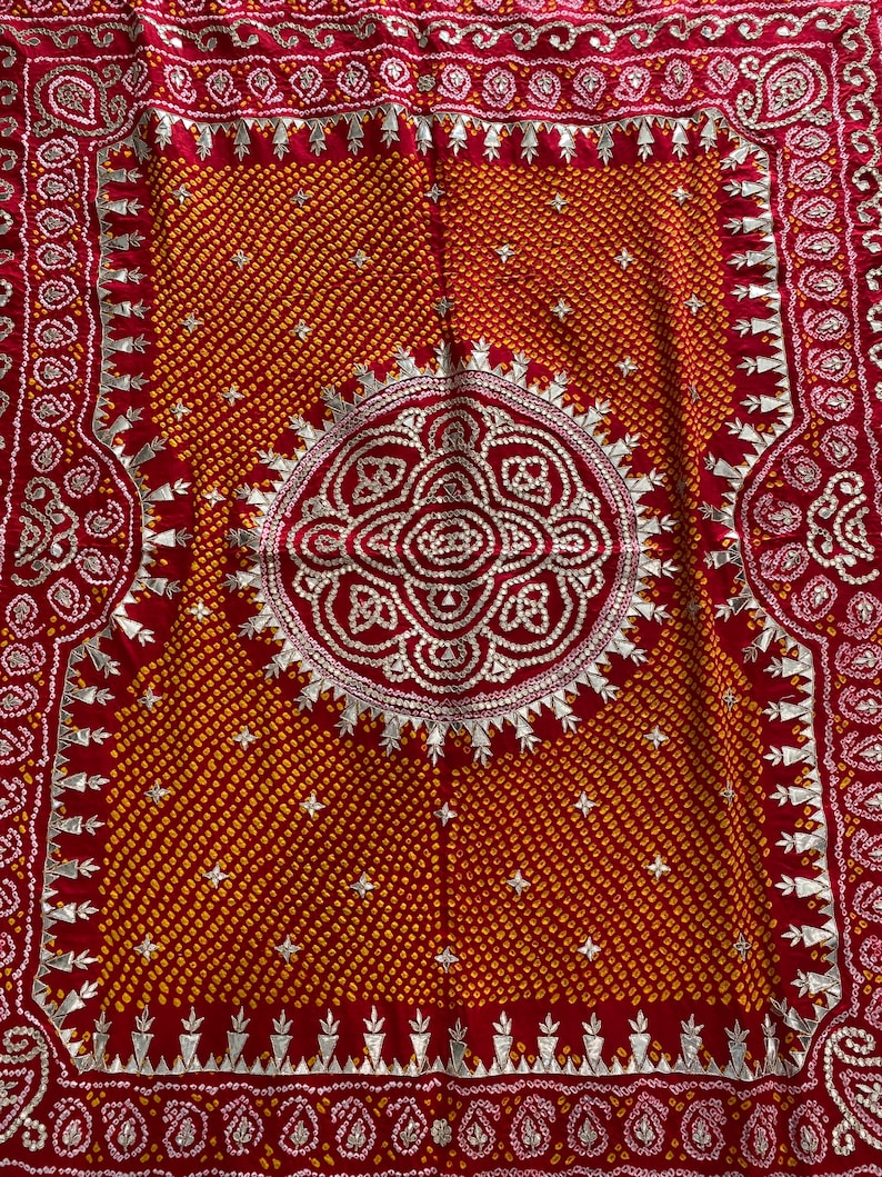 Handwoven Gajji Silk Bandhani Dupatta: Gotta Patti Handwork Tissue ...