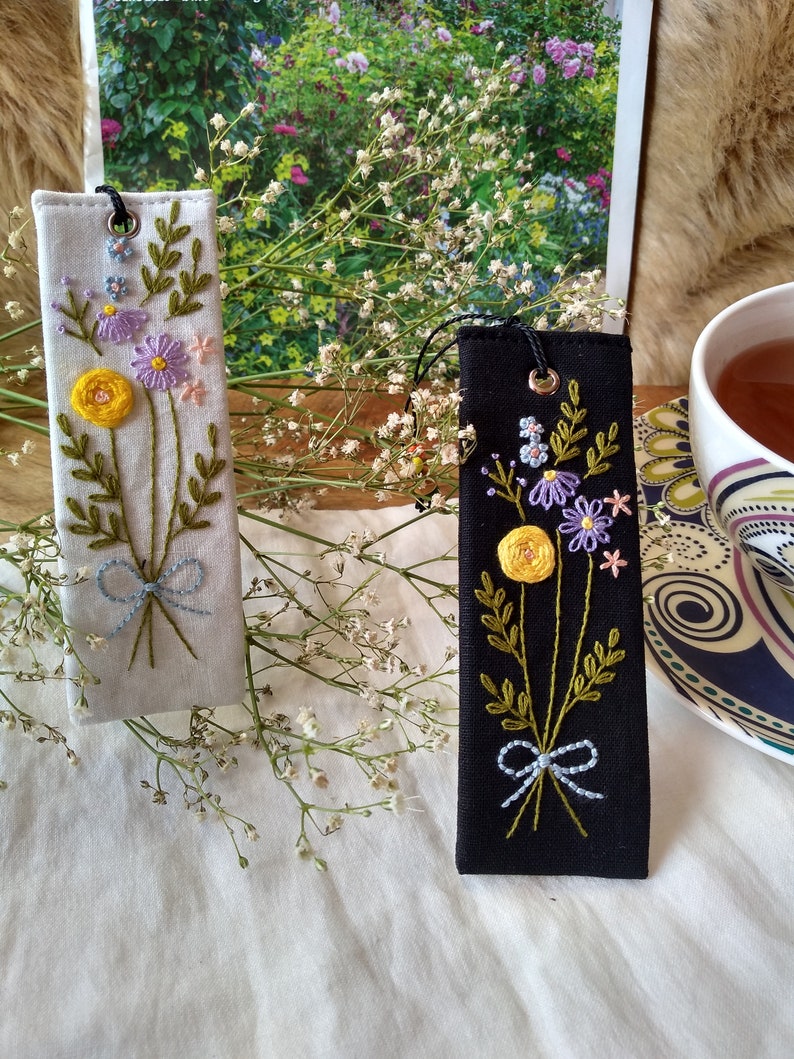 Hand Embroidered Flowers Bookmark/ Gift Ideas for Book | Etsy