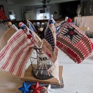 4th of July, Patriotic, Shabby Chic, Primiative Flags, Handmade, Crafts ...