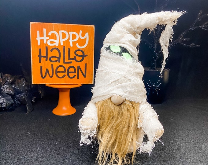 Halloween Gnome / Mummy Gnome - Etsy