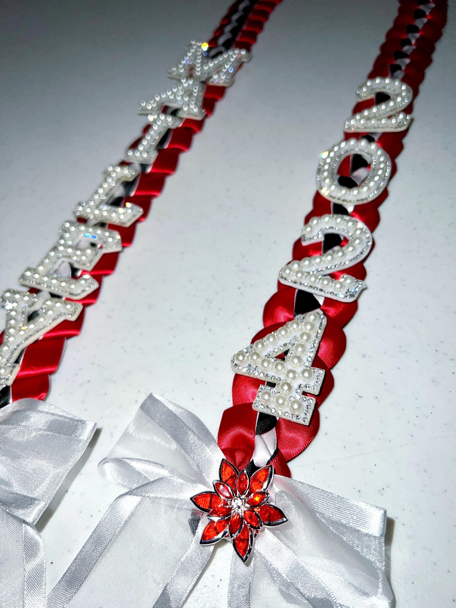 CUSTOM Graduation Lei - 3 Colors Personalized Lei Gift, Pearl and ...