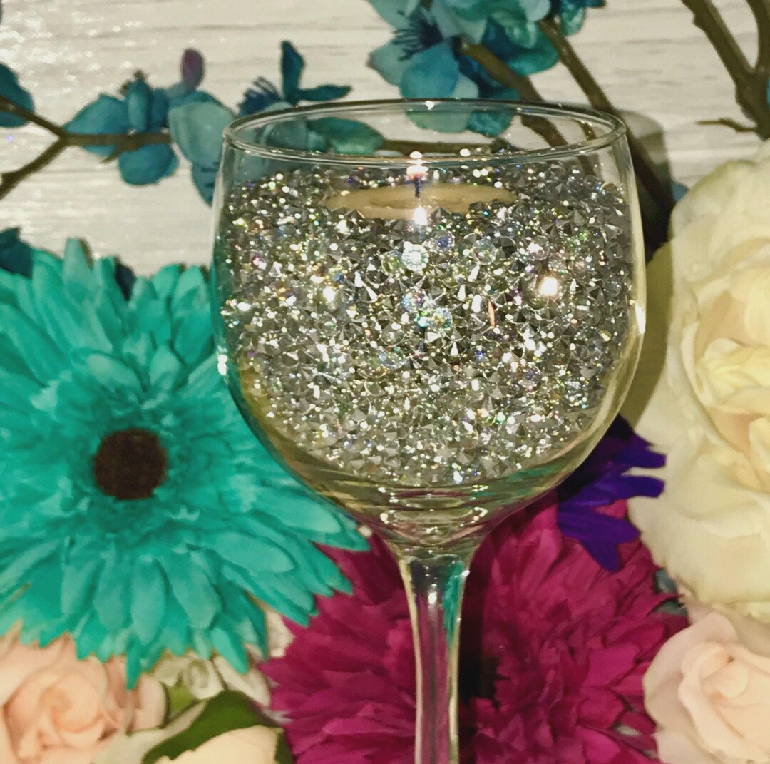 Iridescent Tiny Diamond Table Scatter, Vase Filler for Wedding & Events ...