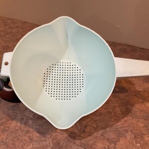 Tupperware #1523-6 Large 2 Qt. Mint Green Colander Strainer, Vintage ...