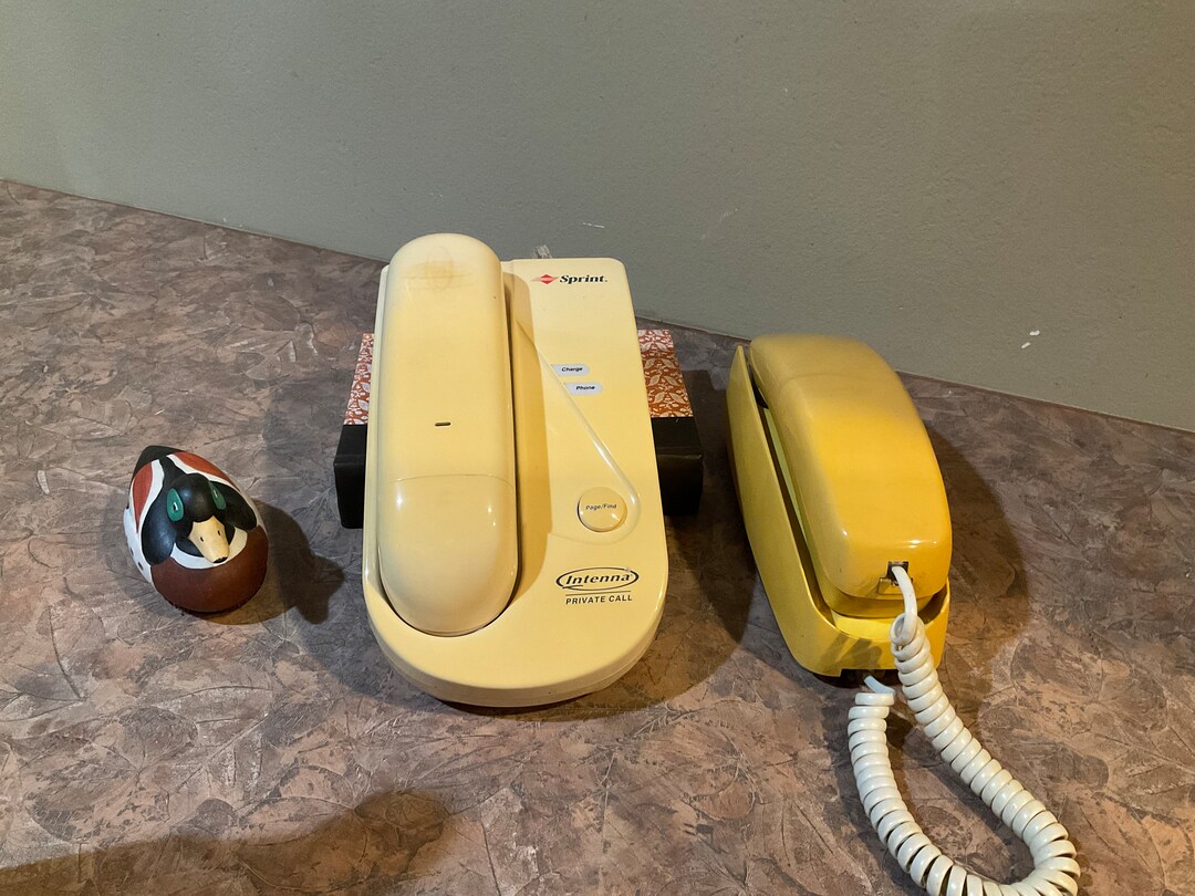 Western Electric WALL PHONE Touch Tone Yellow TELEPHONE or Sprint 25 ...