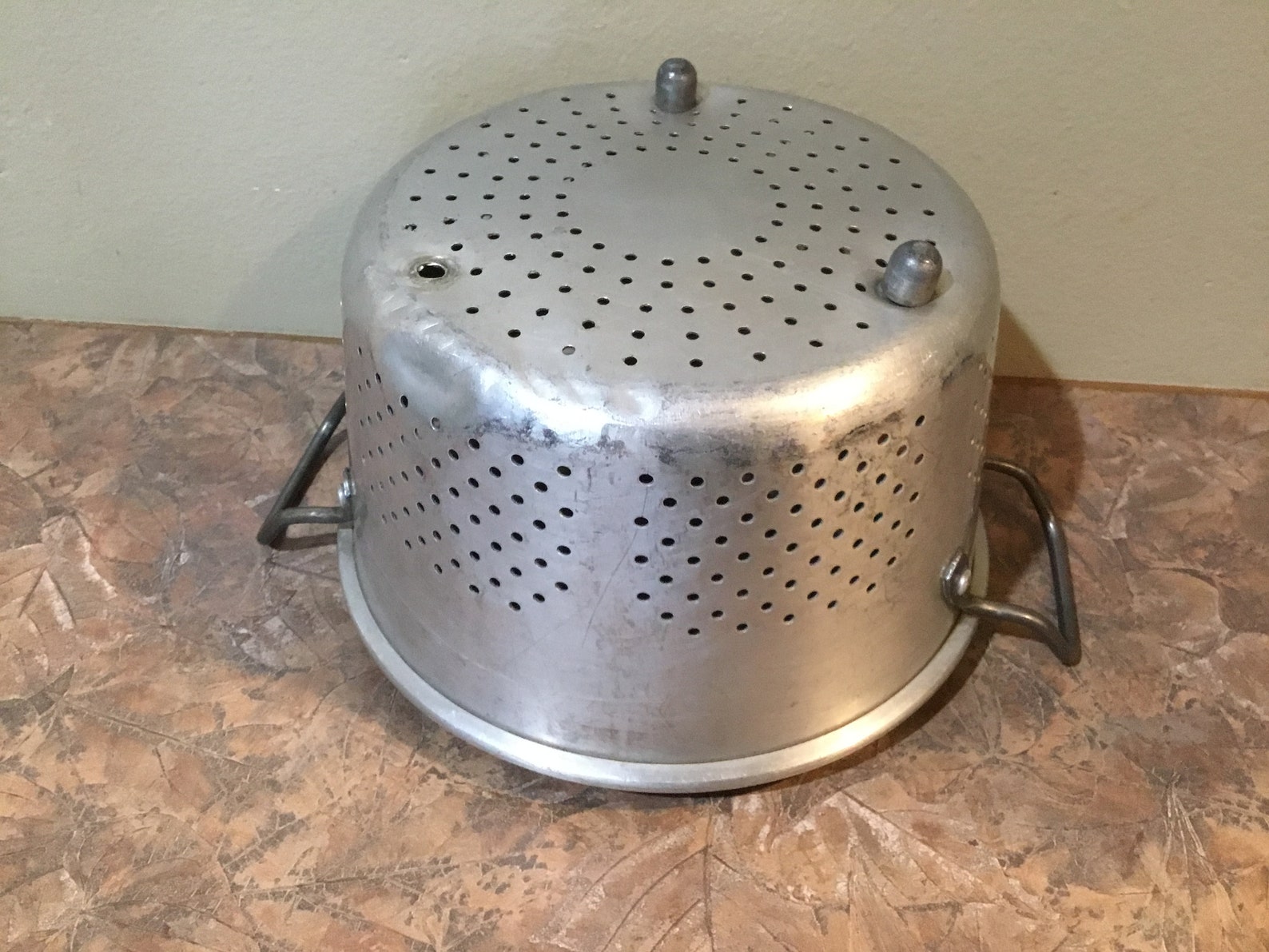Aluminum Colander Green Bottom Silver Strainers Vintage - Etsy