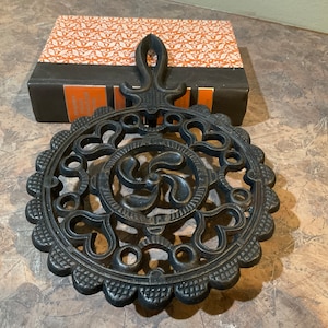 Trivet Tile Hot Plate 60's Bright Flowers, Cast Iron Coasters Hotplate ...