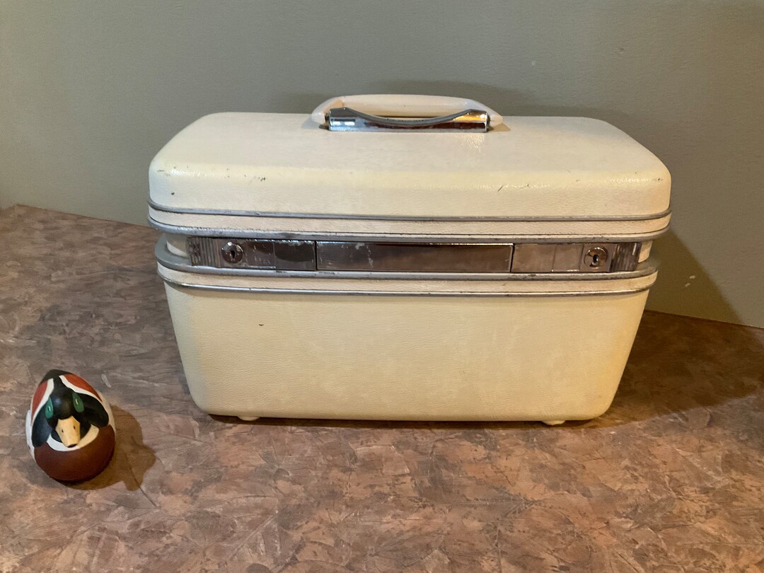 Samsonite Train Case, Beige off White Ivory, Train Case Travel, Makeup ...