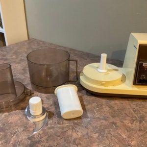 SEARS COUNTER CRAFT 7-speed Food Processor, Model 400.693000, Sears ...