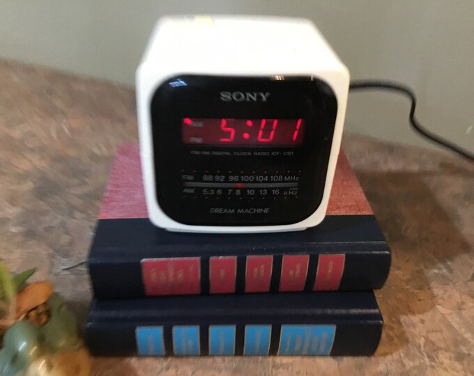 Sony Dream Machine, White Cube, AM/FM Alarm Clock, Radio, ICF-C121 - Etsy