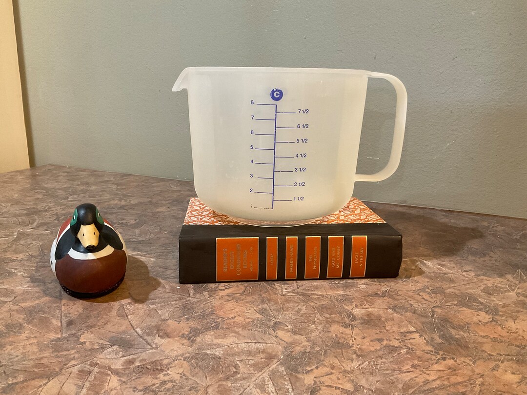 Tupperware Mix Measure N Store Batter Bowl Pitcher, Large Plastic 2 ...