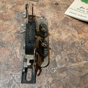 Singer Buttonhole Attachment 121795 for Lockstitch Sewing Machines ...