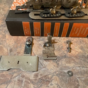 Singer Buttonhole Attachment 121795 for Lockstitch Sewing Machines ...