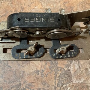 Singer Buttonhole Attachment 121795 for Lockstitch Sewing Machines ...